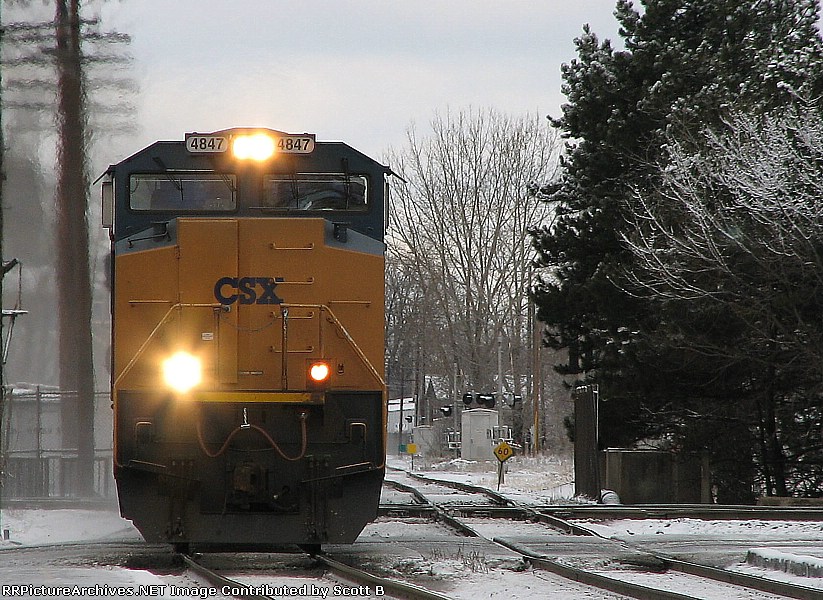 CSX 4847 Q160 9:52 am